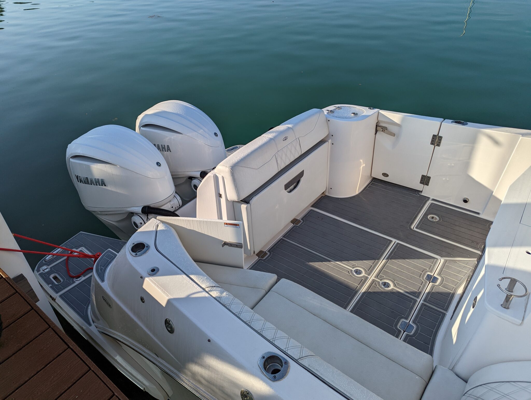 Navigating the Waters: The Ultimate Guide to Choosing the Right Boat ...